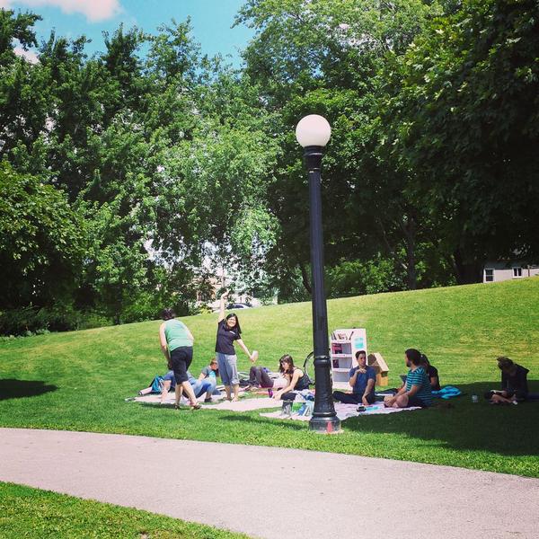 Pop Up Libraries: Tips for Success – Ontarian Librarian