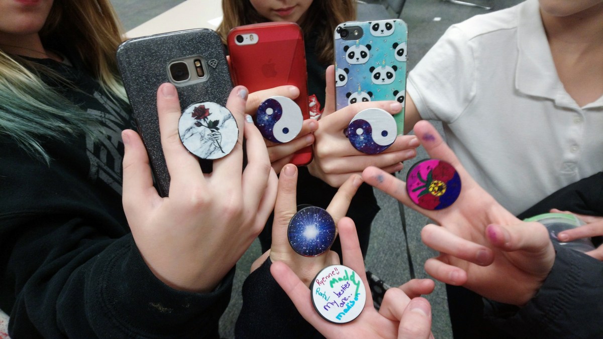DIY Pop Sockets – Ontarian Librarian