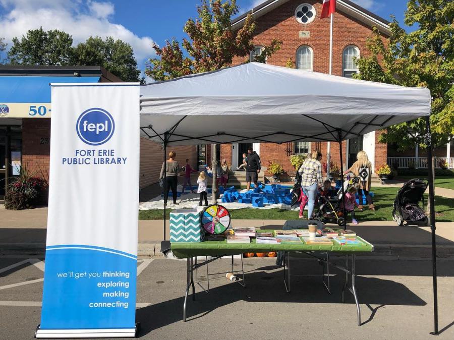 Using Big Blue Blocks at the Library – Ontarian Librarian