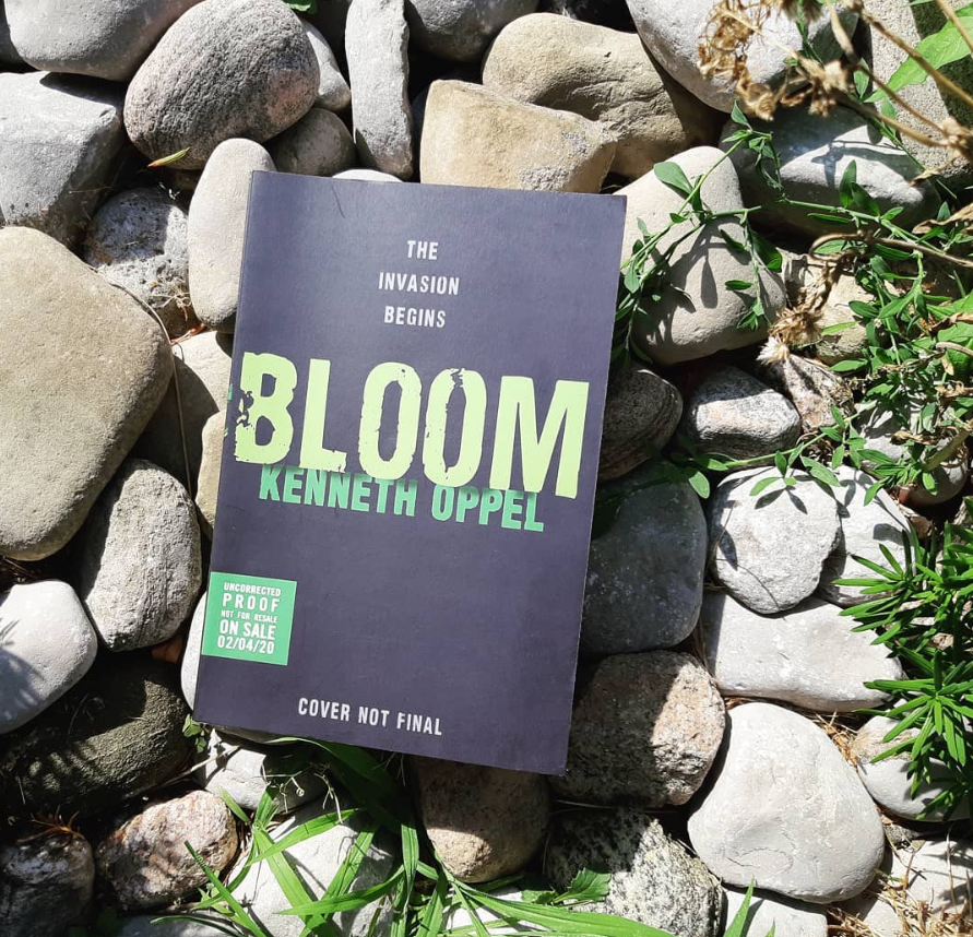 Ontarian Librarian – Professional sillyhead and community enthusiast